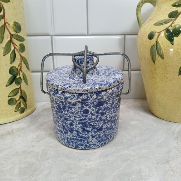 Unbranded | Kitchen | Vtg Blue Speckle Stoneware Crock Wlid Kitchen ...